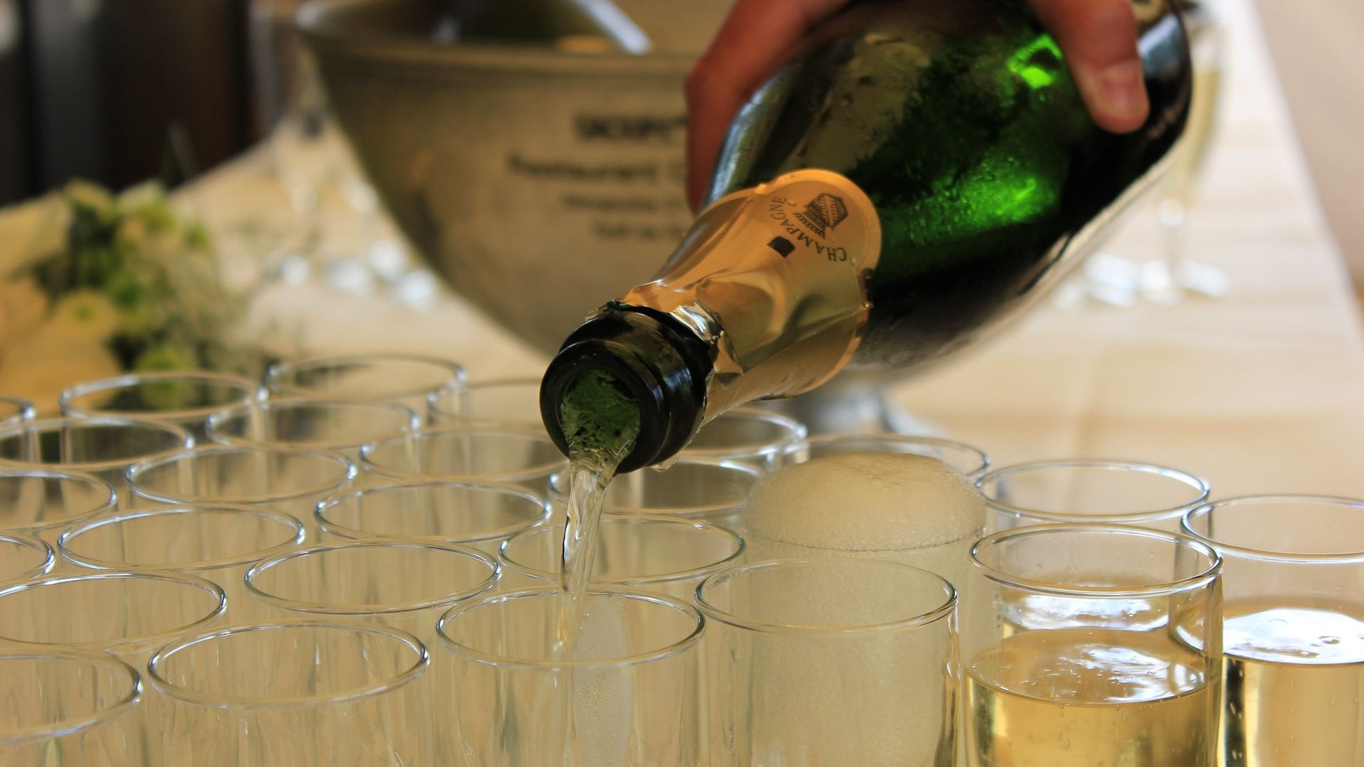 Quoi apporter quand on est invité à un apéro